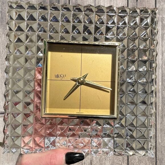Mikasa | Wall Decor | Mikasa Crystal Desk Clock With Gold Accents ...
